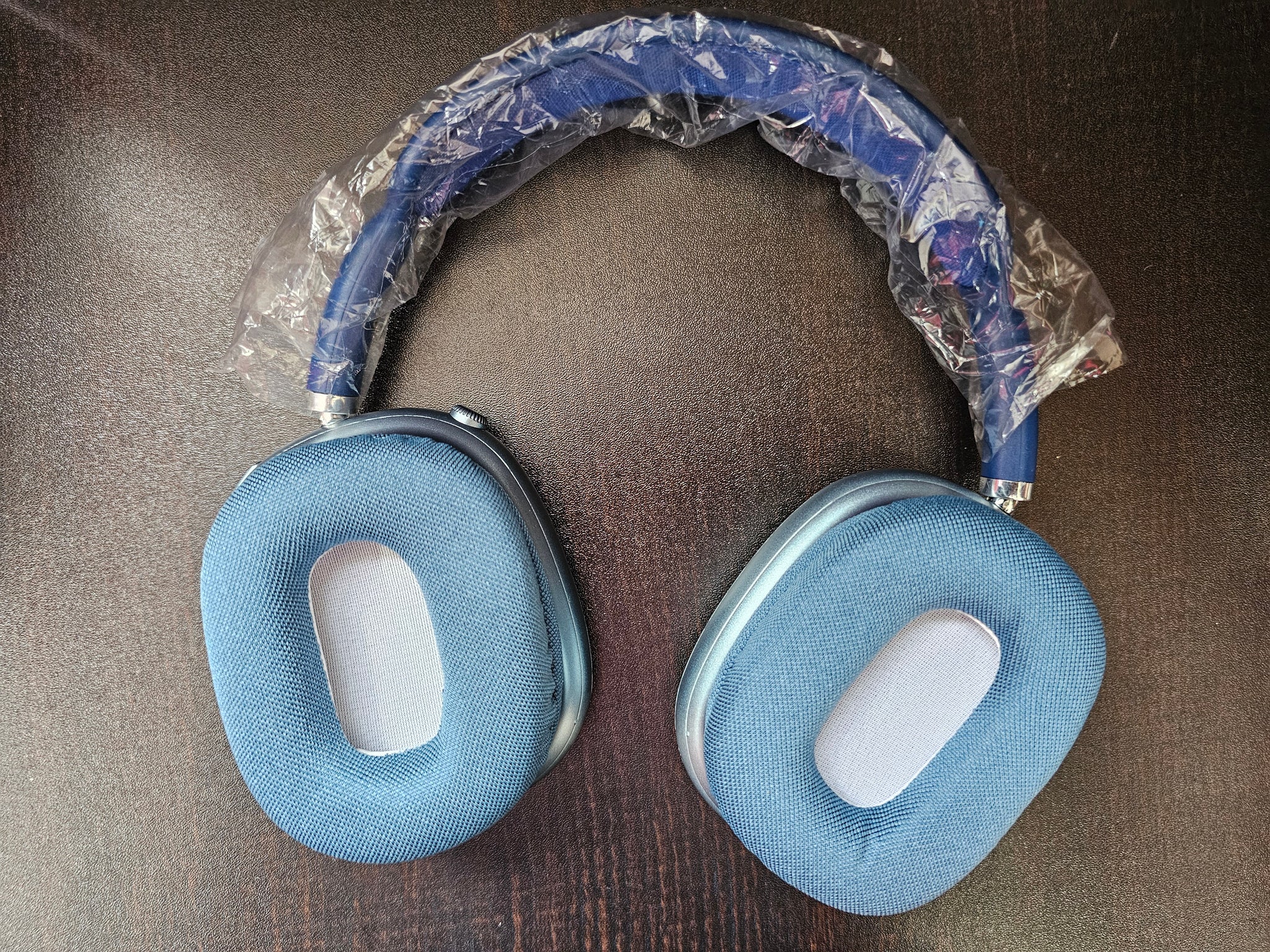 Airpods Pro Max clone with volumn controls for iPhone and Android ...